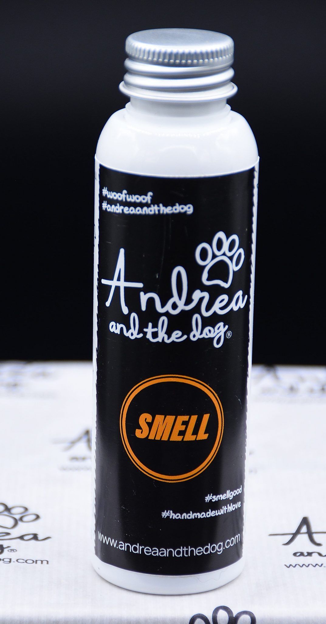 Smell Spray 100ml – Andrea and the dog